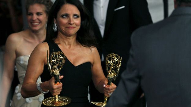 "Game of Thrones" hace historia en los premios Emmy - BBC News Mundo