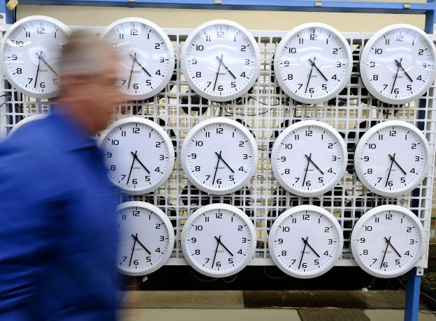 ¿Qué pasaría si el mundo entero tuviera la misma hora? - BBC News Mundo
