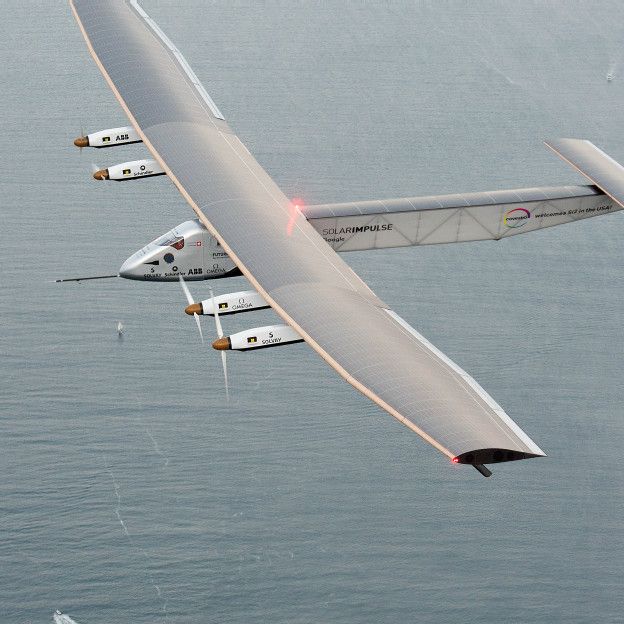 Solar Impulse 2 начал перелет через Атлантику - BBC News Русская служба