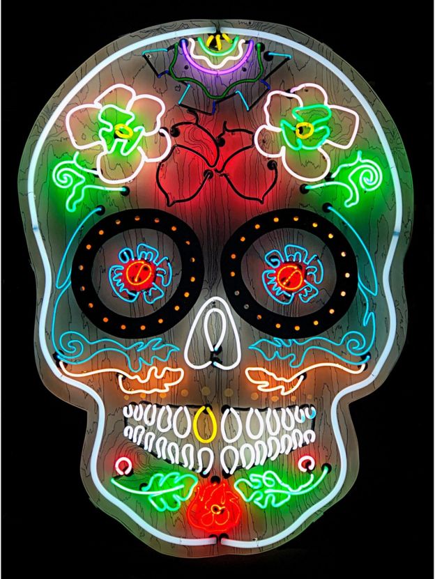 Your pictures on the theme of 'neon signs' - BBC News