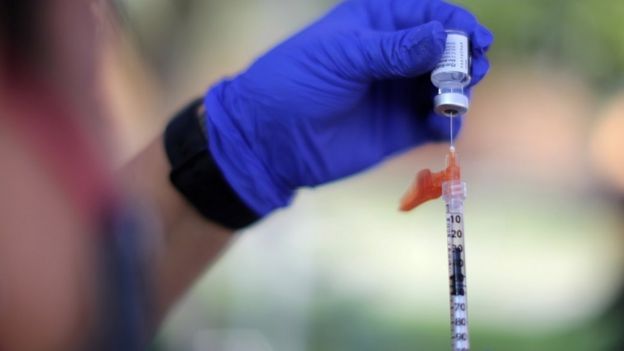 Covid-19: 'Social deprivation a factor' in low vaccine uptake - BBC News