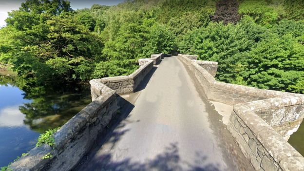 Drivers face detours as Greystone Bridge fixed - BBC News
