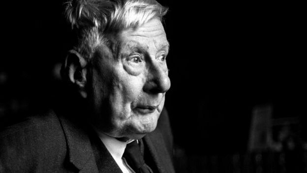 LS Lowry's Going To The Match sells for £7.8m at auction - BBC News