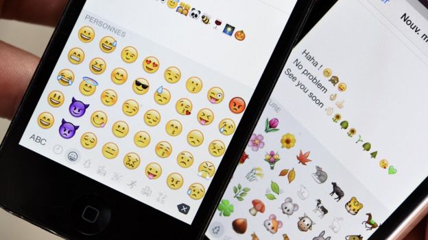 How do blind people see emojis? - BBC News