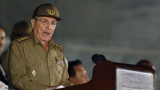 Fidel Castro's death: Ashes begin journey to Santiago - BBC News