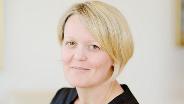 Yorkshire Building Society: Susan Allen named first female boss - BBC News