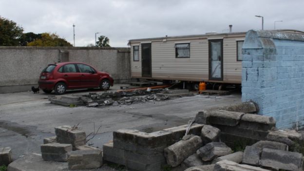 Tragedy highlights poor living conditions of Ireland's travellers - BBC ...