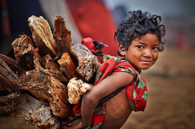 In pictures: The last nomadic people of Nepal - BBC News