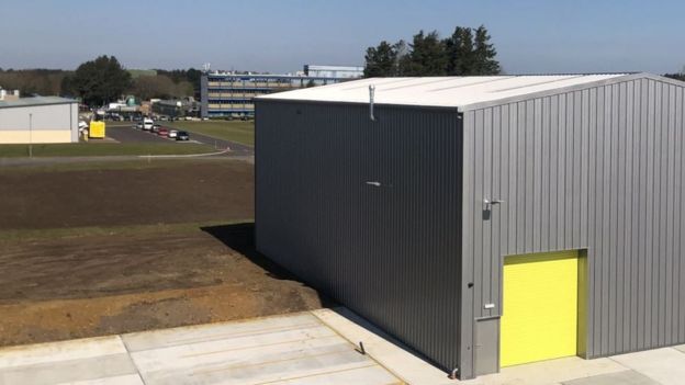 Army builds 'BattleLab' defence workshop in Winfrith - BBC News