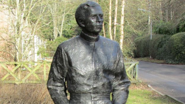 Jim Clark's legacy 'still growing' 50 years after his death - BBC News