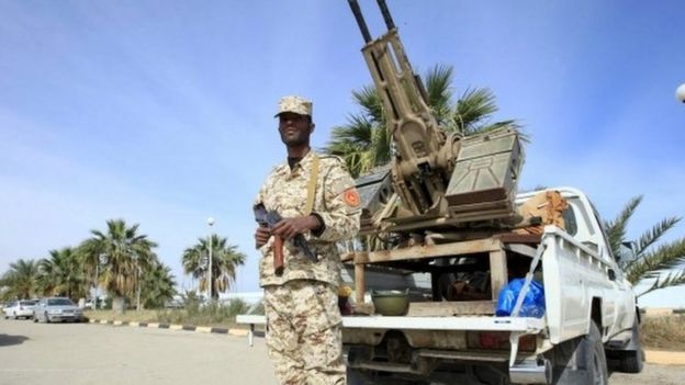 Rival east Libya factions battle for crucial oil ports - BBC News