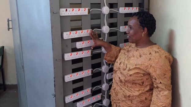 Are laptops more important than desks in Kenya's schools? - BBC News