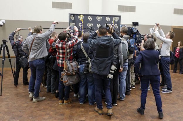 A bumpy ride for Democrat backing impeachment - BBC News