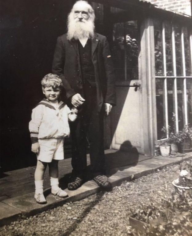 Forgotten diaries show how illiterate baker became pioneering herbalist ...
