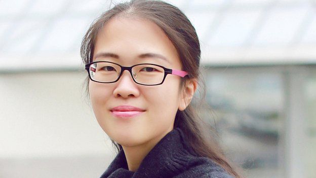 Women in Asia buck trend for male business courses - BBC News