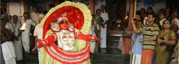 Remembering the golden days of Kathakali - BBC News