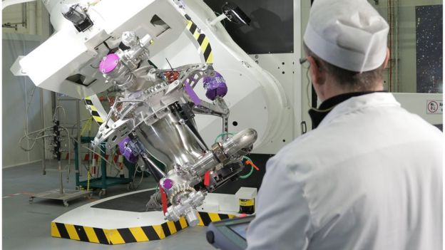 Full thrust on Europe's new Ariane 6 rocket - BBC News