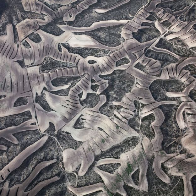 Earth Photo winners announced - BBC News