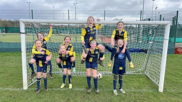 Women's football: Sport booming thanks to Lionesses' successes - BBC News