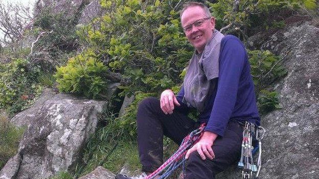 Climber who died after fall named as Fraser Campbell - BBC News