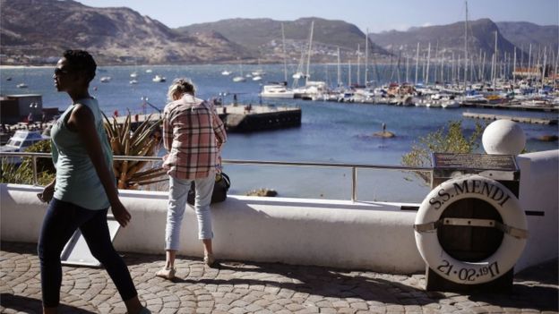 Dancing the death drill: The sinking of the SS Mendi - BBC News