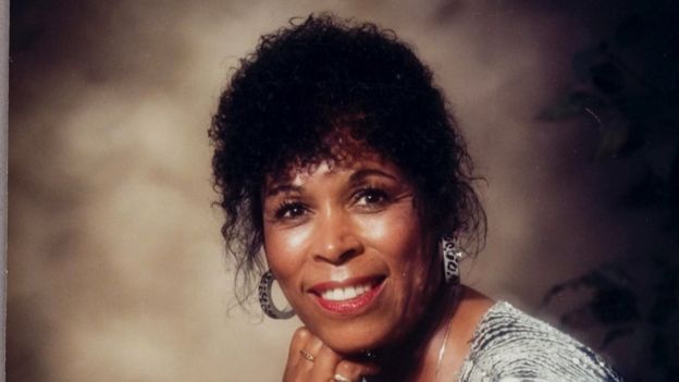 Cardiff: Patti Flynn first black woman awarded purple plaque - BBC News