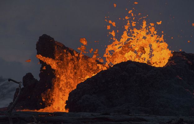Project seeks super view of Earth's mantle - BBC News
