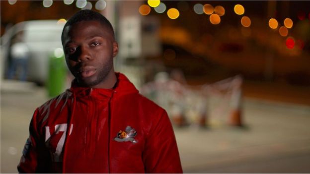 XXXTentacion: Controversial rapper shot dead in Florida aged 20 - BBC News