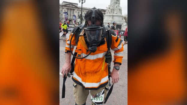 London Marathon: South Yorkshire firefighter in record-breaking run ...