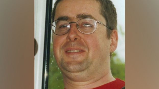 Alan Wood death: 'New leads' in 2009 'disturbing murder' - BBC News