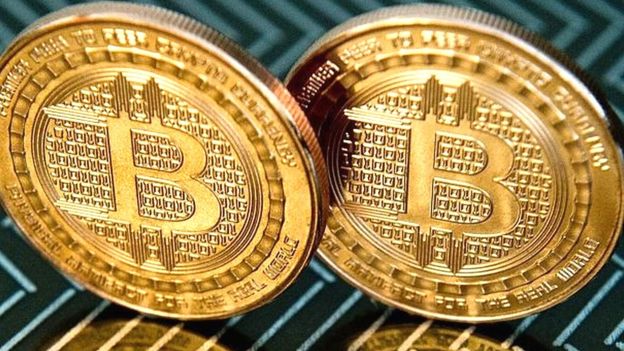 Bitcoin tops £5,000 in value - BBC News