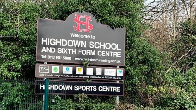 Girl, 16, attacked by school intruders at Highdown School, Reading ...