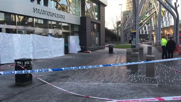 Met Police sorry for officers' selfie at murder scene in Stratford ...