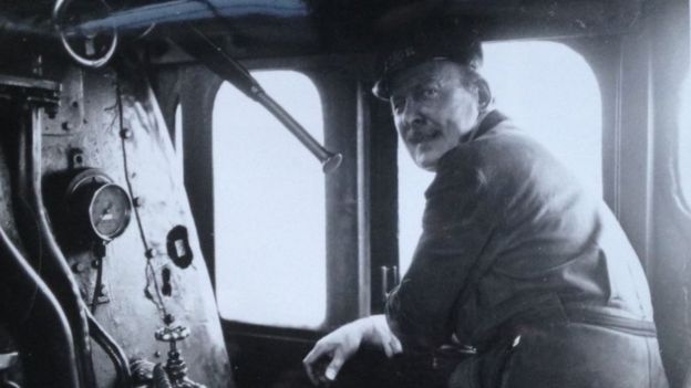 How Alan Pegler saved Flying Scotsman for the nation - BBC News