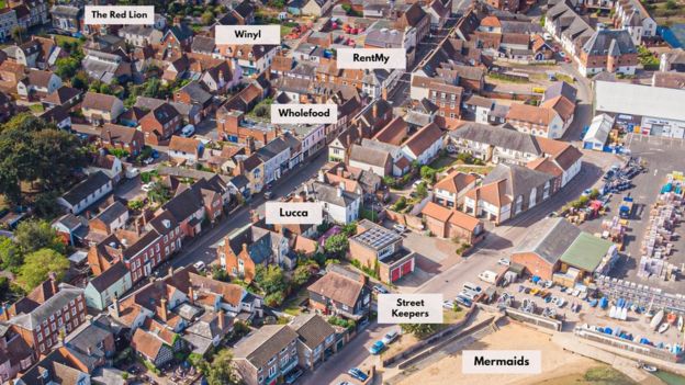 Manningtree: The tiny town that dreams of saving the planet - BBC News