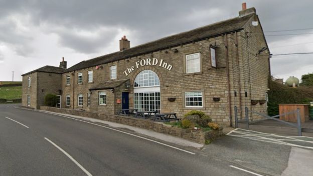 Teenager fights for life after car crashes into Holmfirth pub - BBC News