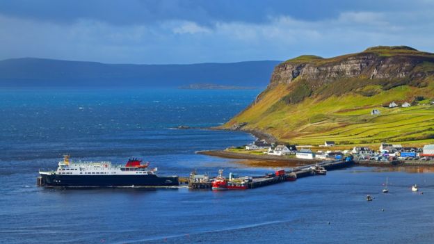 Skye's Uig ferry port to be closed for six months - BBC News