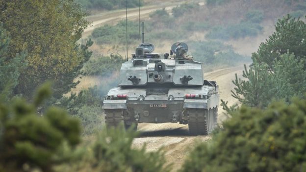 Army tank explosion deaths caused by design flaw - BBC News