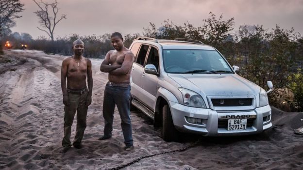 Celebrating Africa's aid workers on the frontline - BBC News