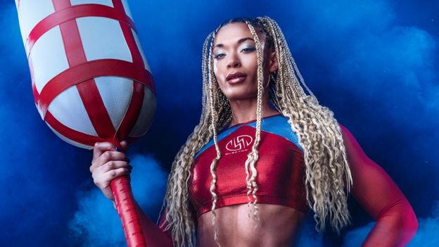 Gladiators star Comet says injury proves show is tough - BBC News
