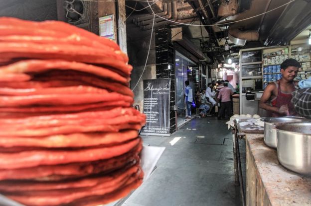 Why India is a nation of foodies - BBC News