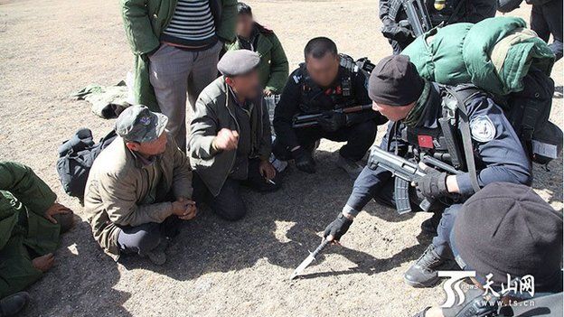 China publicises Xinjiang 'anti-terror' operations - BBC News