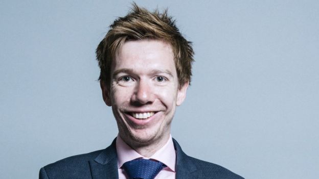 MPs' portraits: Photos show 'human' side of Parliament - BBC News