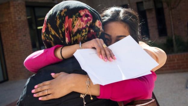 The new GCSE grades explained - BBC News