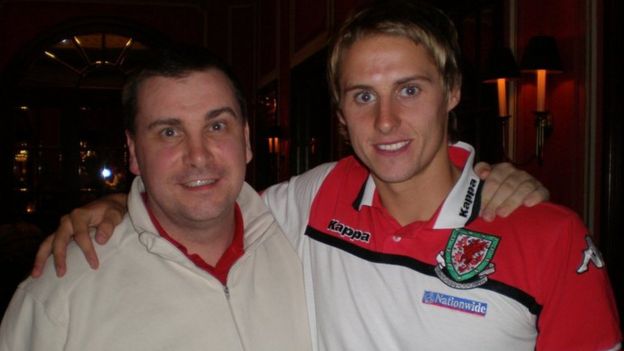 Wales superfan who spent £65k on match-worn shirts - BBC News