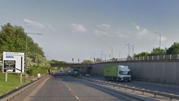 Cyclist killed in Erith hit-and-run crash - BBC News