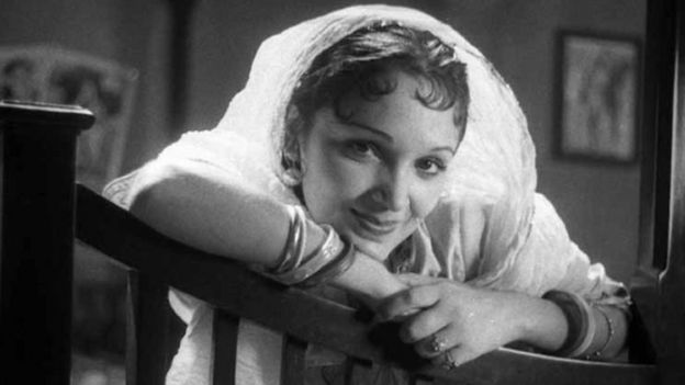 Devika Rani: Did Bollywood’s longest kiss really happen in 1933? - BBC News