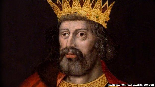 Gloucester Cathedral re-enacts King Henry III coronation - BBC News