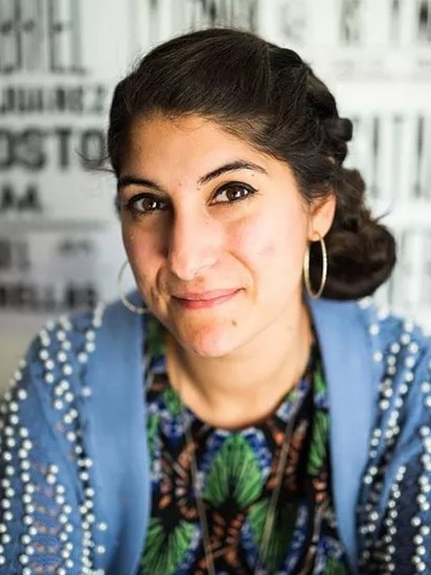 Four-year-old comic Isla Nelson named on inspiring women list - BBC News