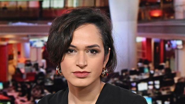 Iran dancing couple given 10-year jail sentence - BBC News